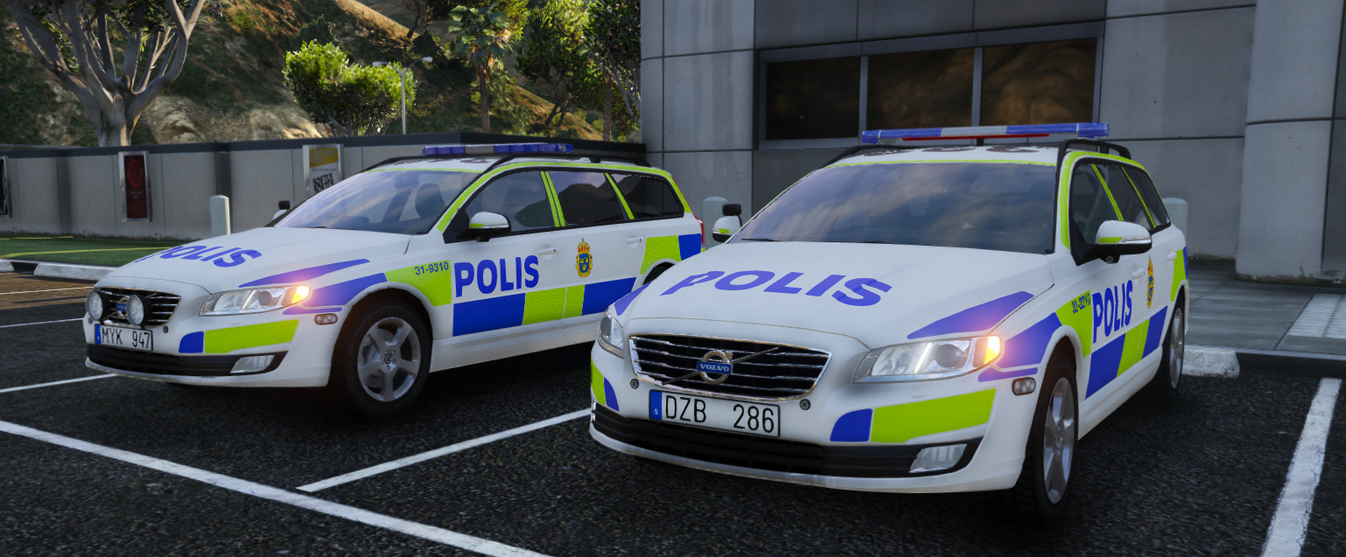 -14 Volvo V70 Polisbil – Elle Modding