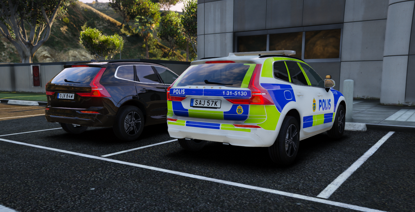 -22 Volvo XC60 Polisbil – Elle Modding